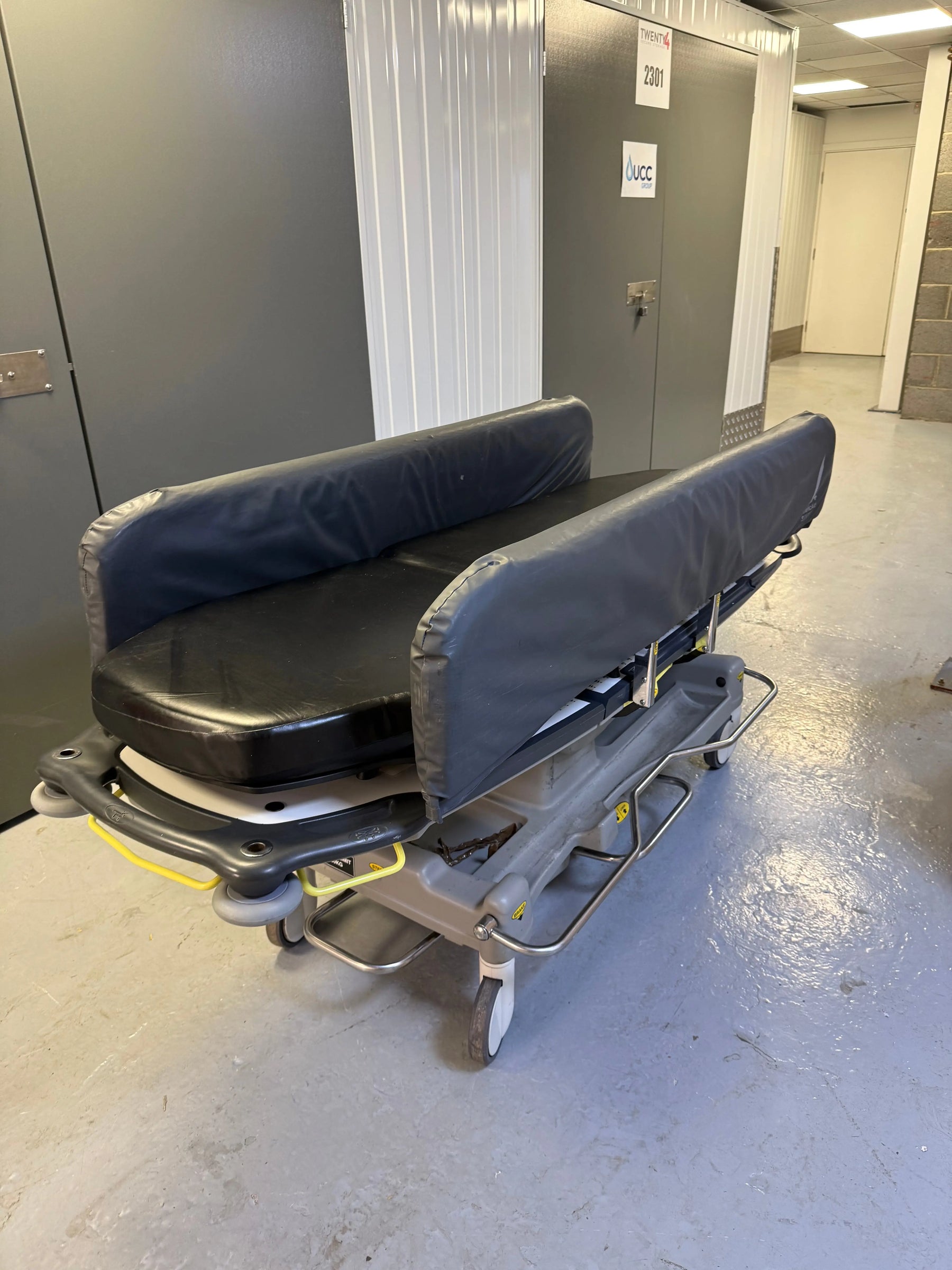 Patient Trolley | Anetic Aid QA3 Hydraulic with Mattress | SelfiMed UK