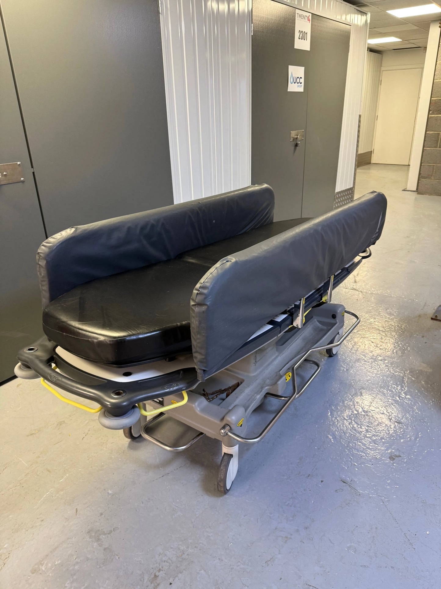 Anetic Aid QA3 Patient Trolley - SelfiMed UK