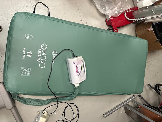 Talley Quattro Acute inflatable Mattress with Pump – SelfiMed UK