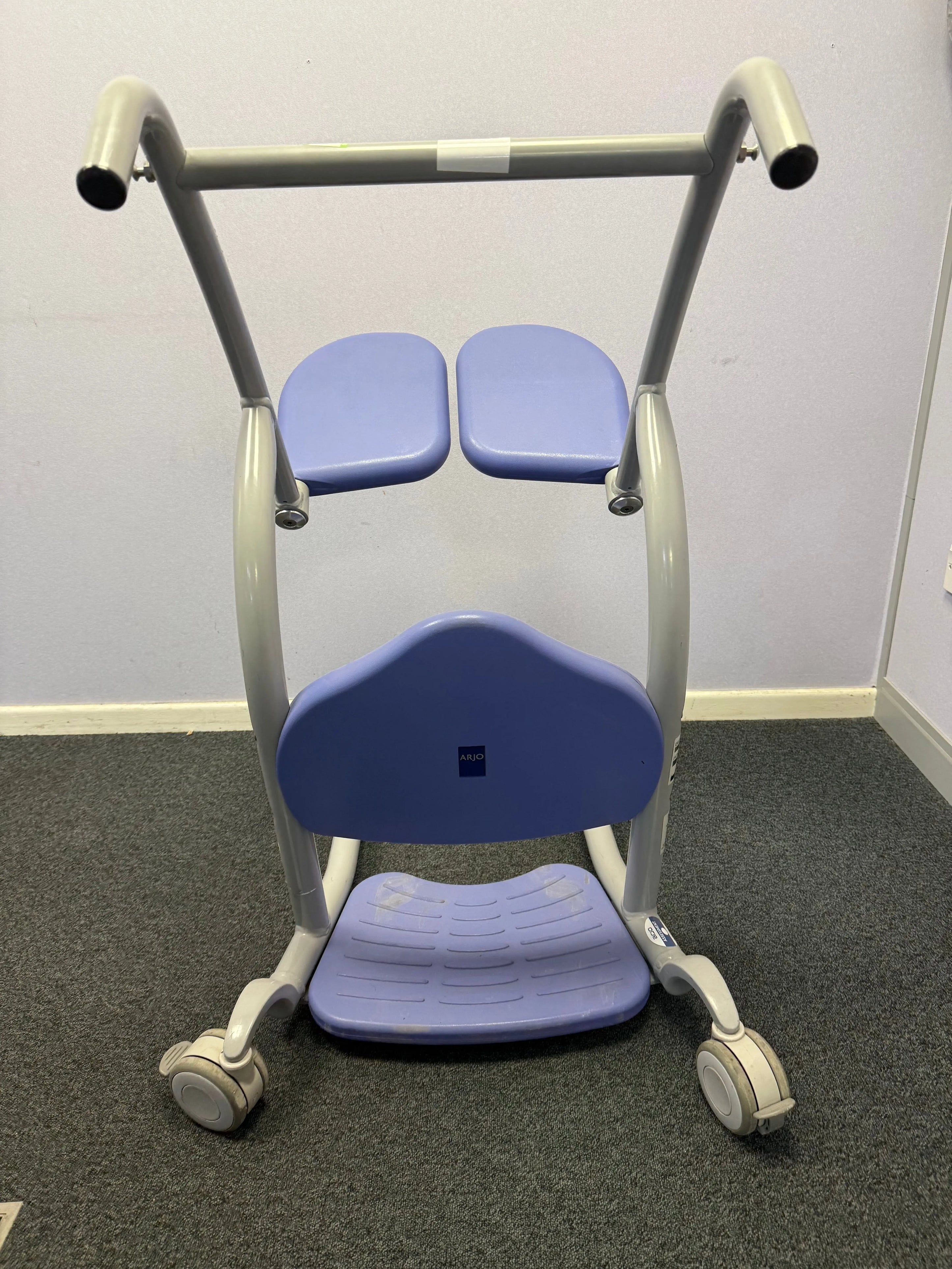 Arjo Sara Stedy NTA1000 - Standing Aid for Patient Transfer | Neutral ...