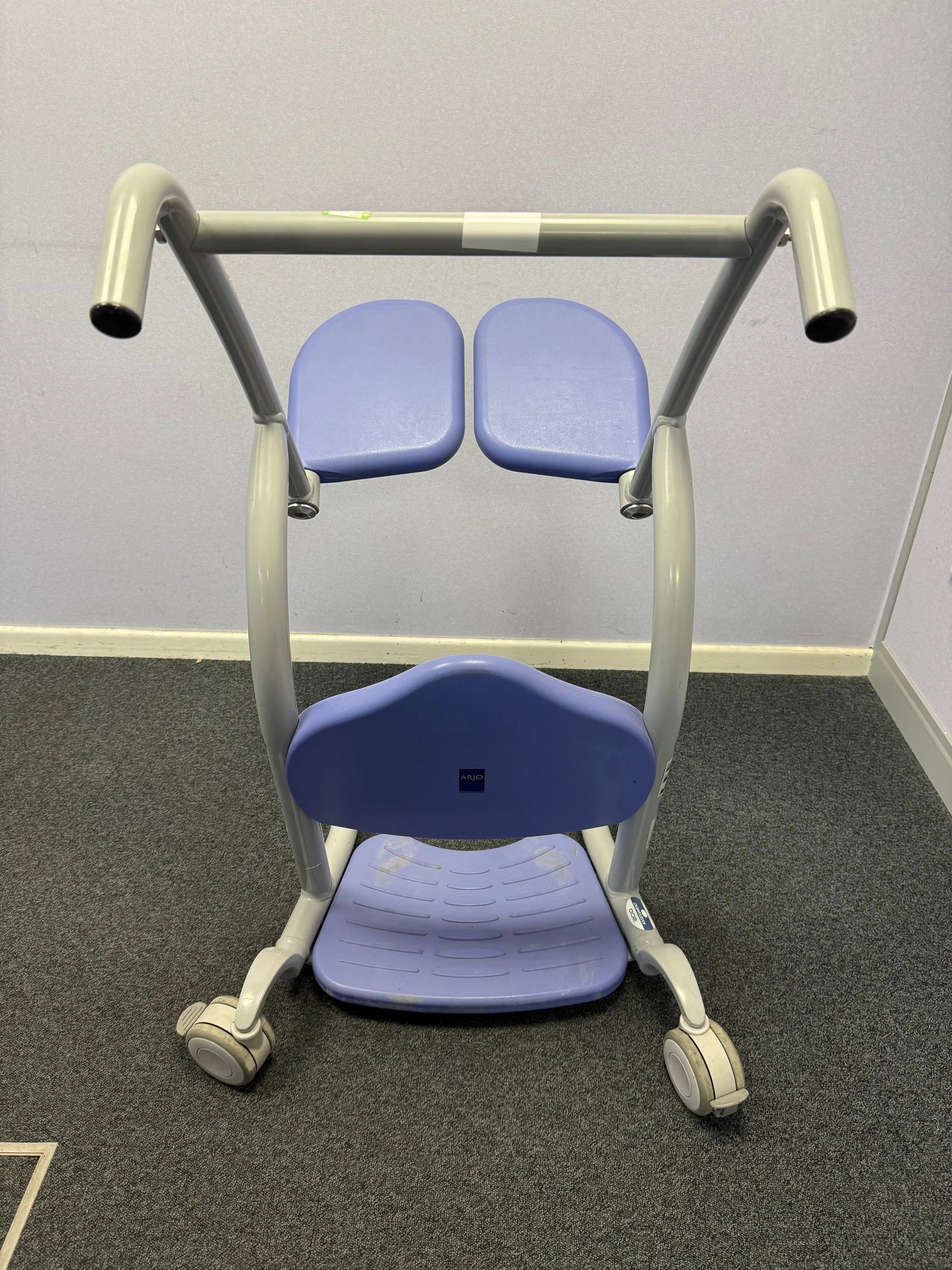 Arjo Sara Stedy NTA1000 - Standing Aid for Patient Transfer | Neutral ...