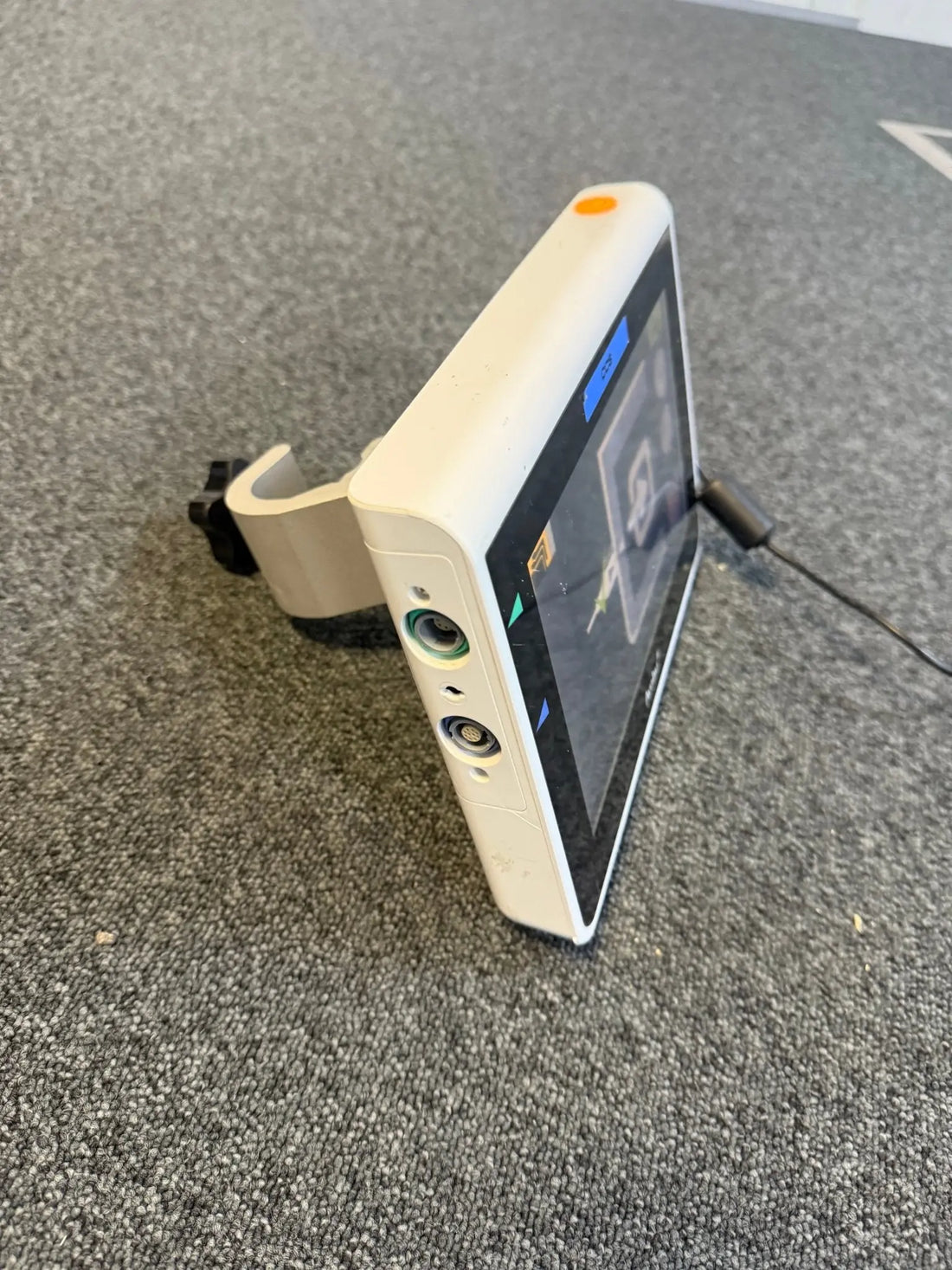 Endoscopy Instruments: Ambu aView Video Monitor – SelfiMed UK