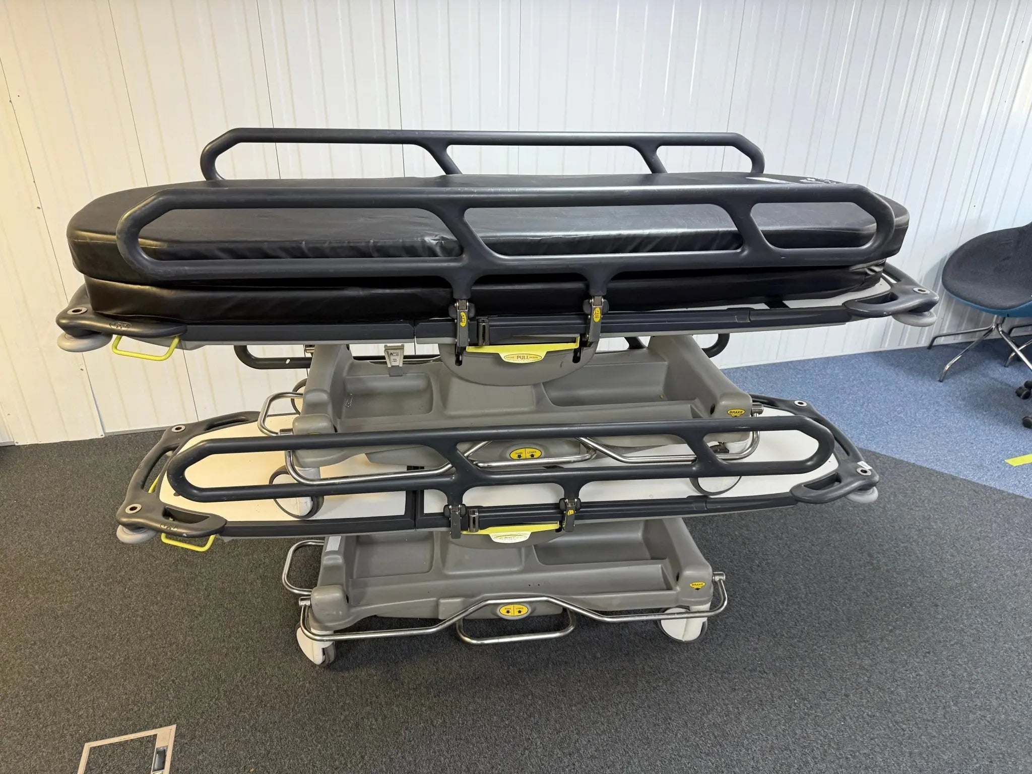 Anetic Aid QA3 Patient Trolley - SelfiMed UK