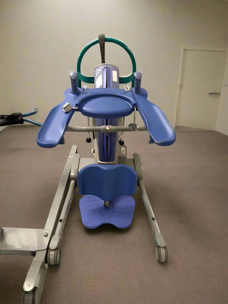 Arjo Huntleigh Encore Patient Stand Hoist with Battery – SelfiMed UK