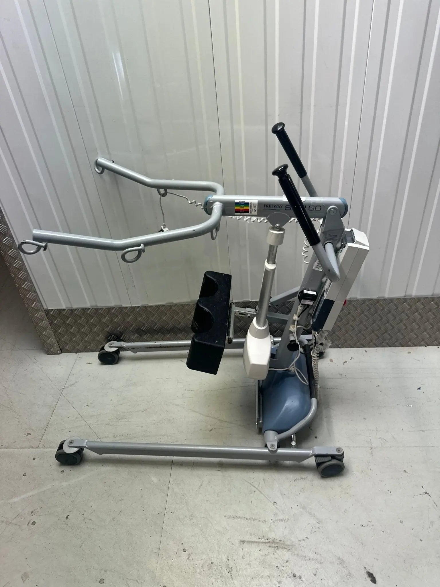 Freeway Electric SA-160 Patient Hoist - SelfiMed UK