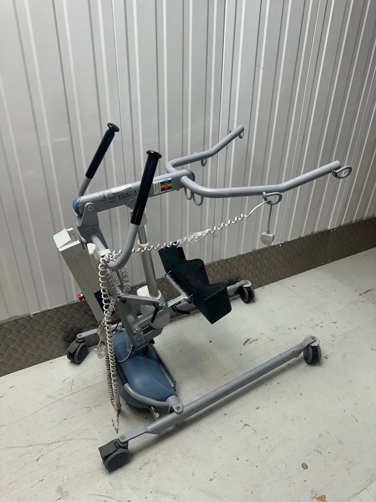 Freeway Electric SA-160 Patient Hoist - SelfiMed UK