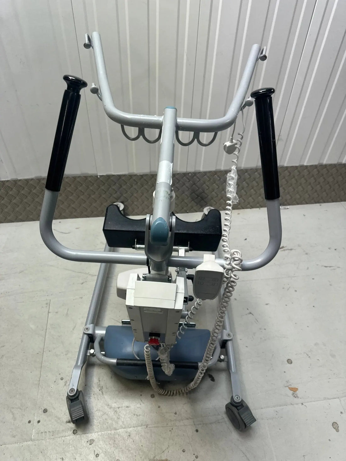 Freeway Electric SA-160 Patient Hoist - SelfiMed UK