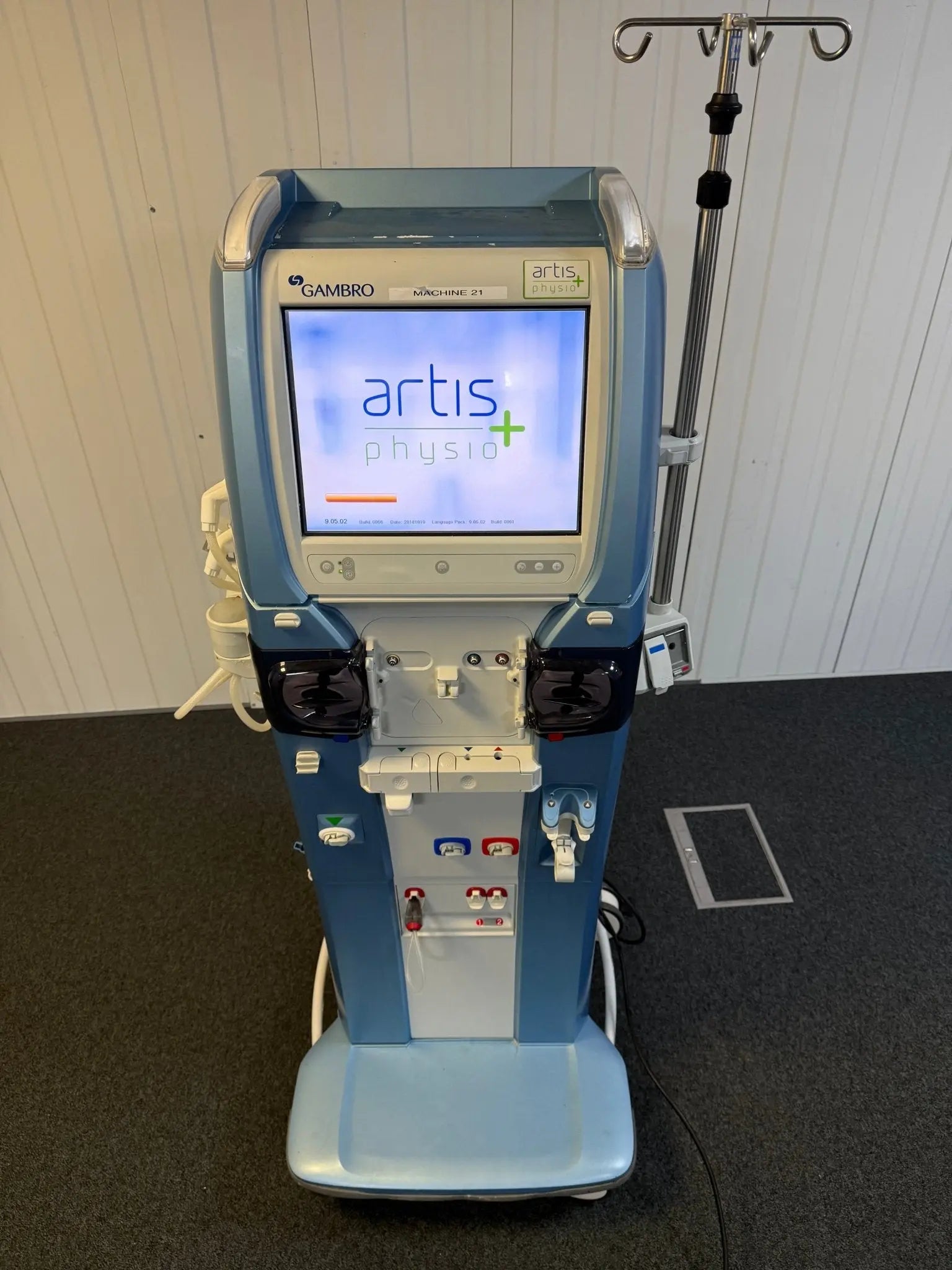 Gambro Artis+ physio Dialysis Machine – SelfiMed UK