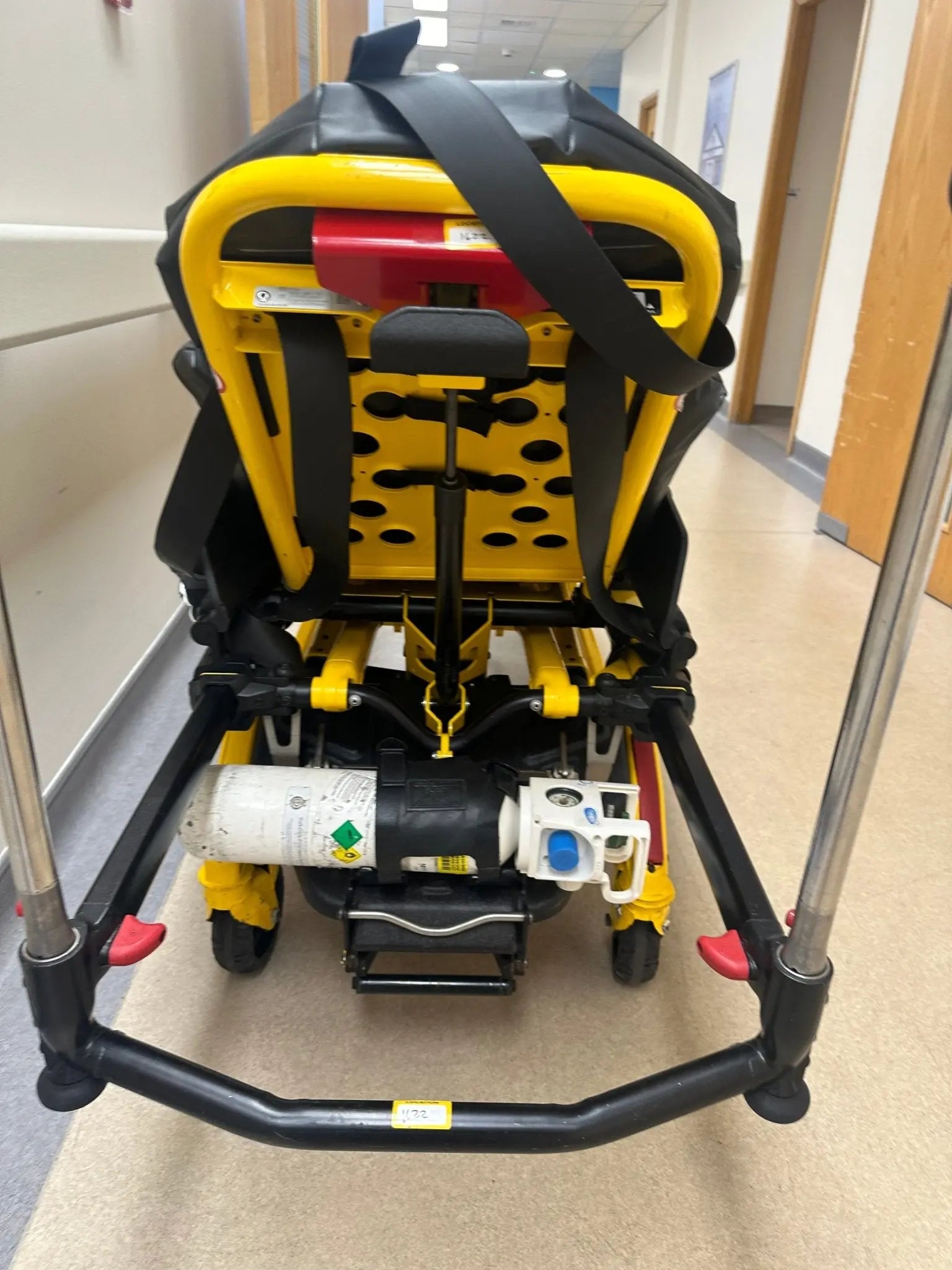 Stryker 6550 Ambulance Stretcher with Battery – SelfiMed UK