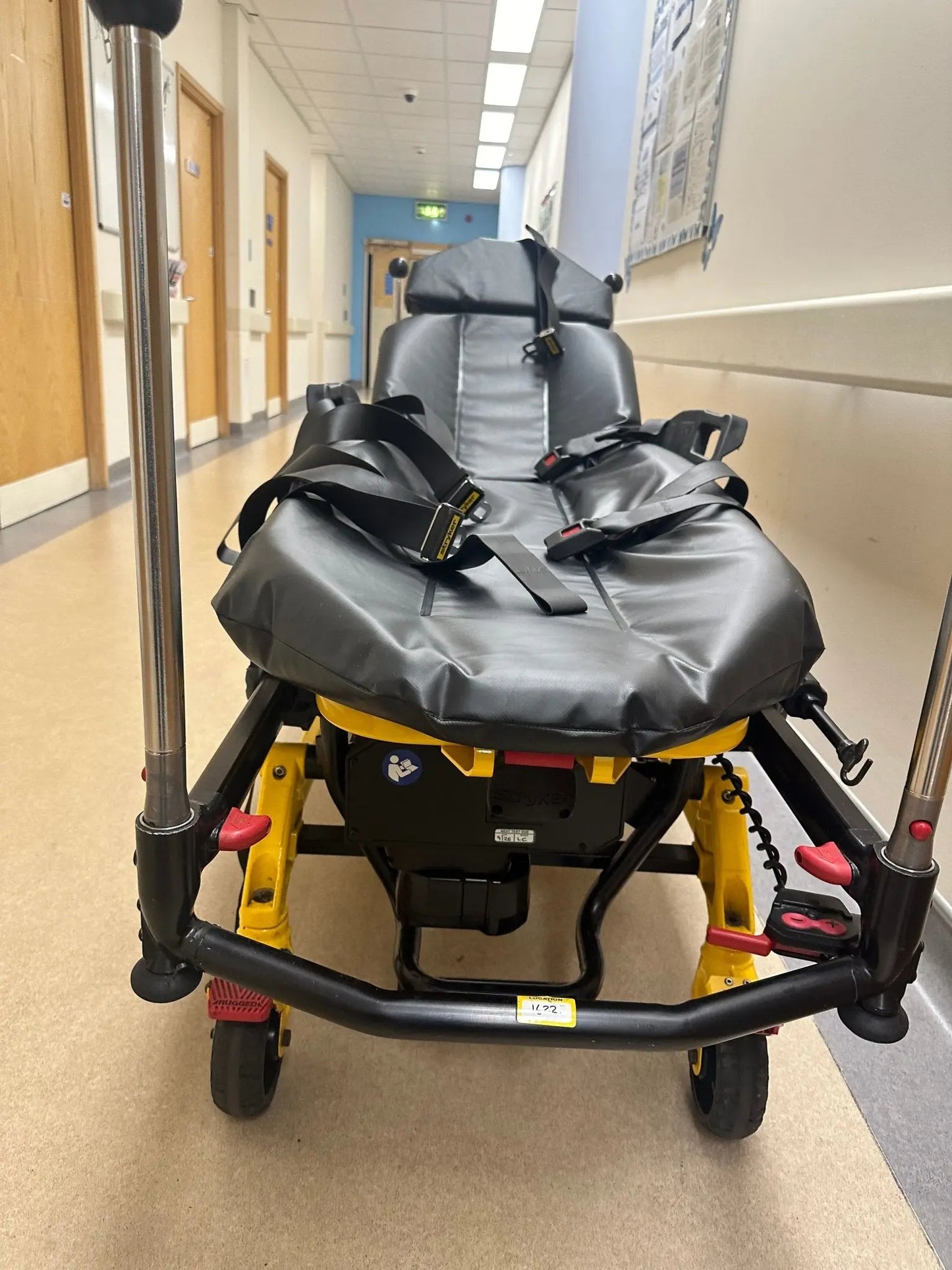 Stryker 6550 Ambulance Stretcher with Battery – SelfiMed UK