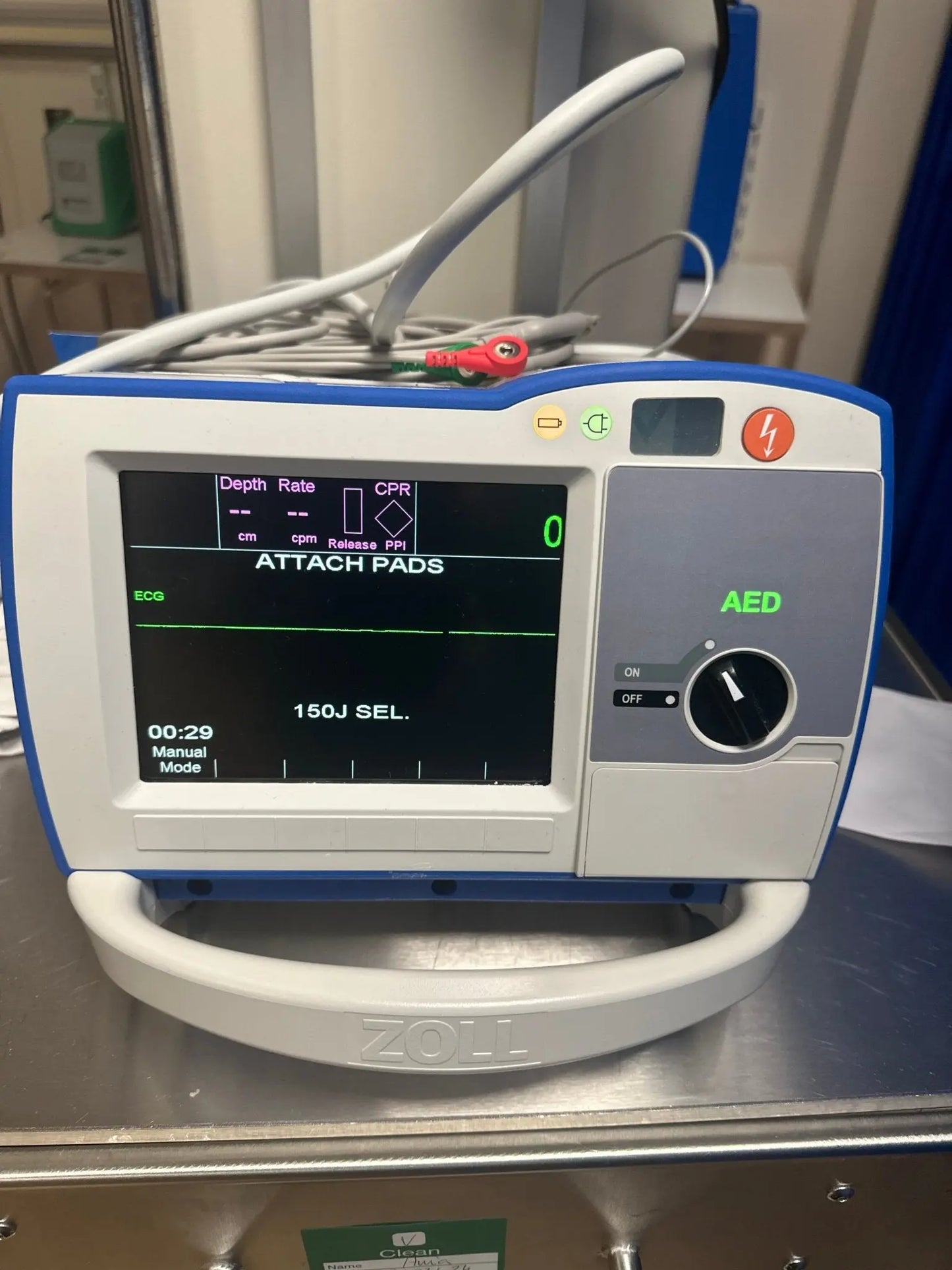 Zoll R-Series Plus Defibrillator with Pacing Function – SelfiMed UK